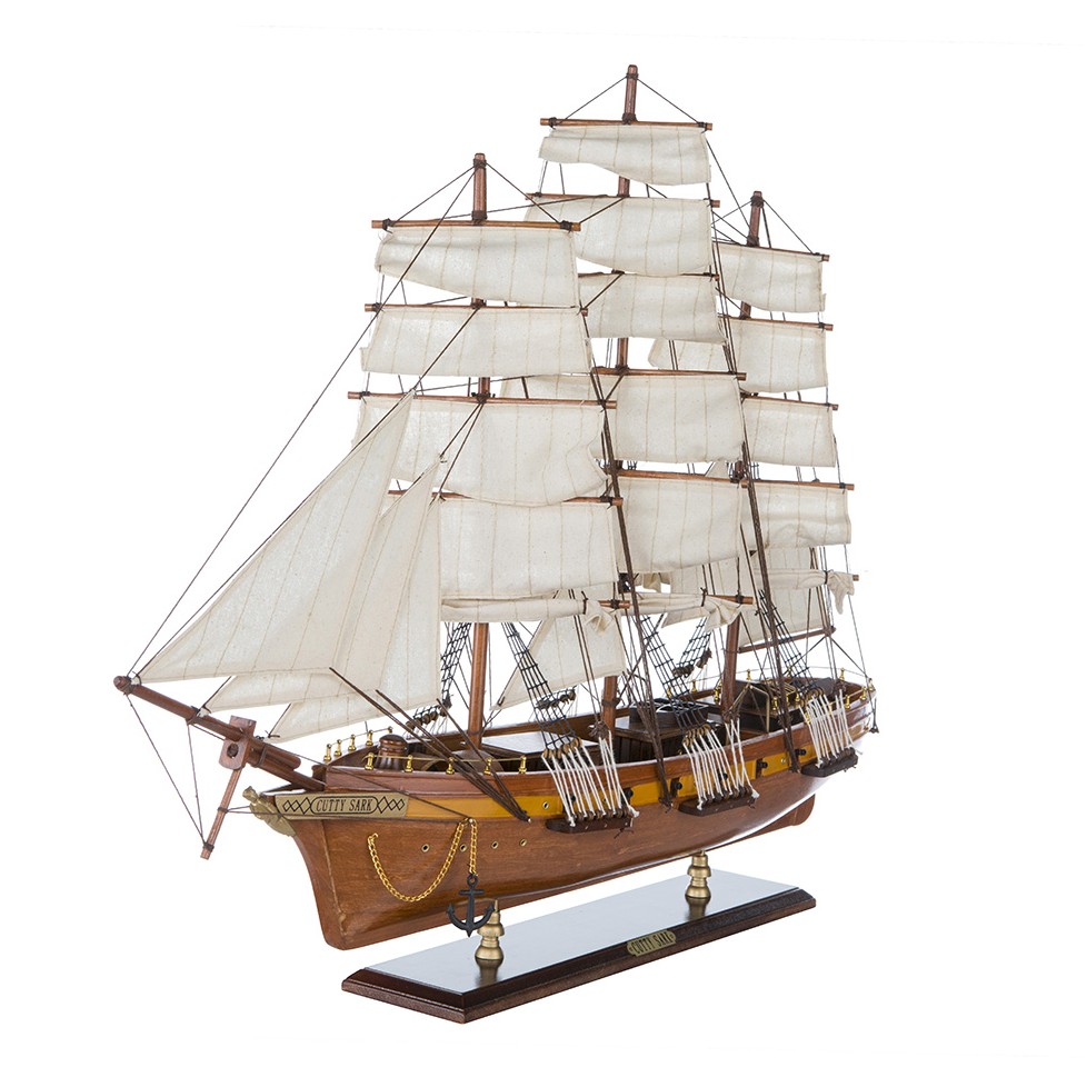 MODEL SHIP CLIPPER "CUTTY SHARK"