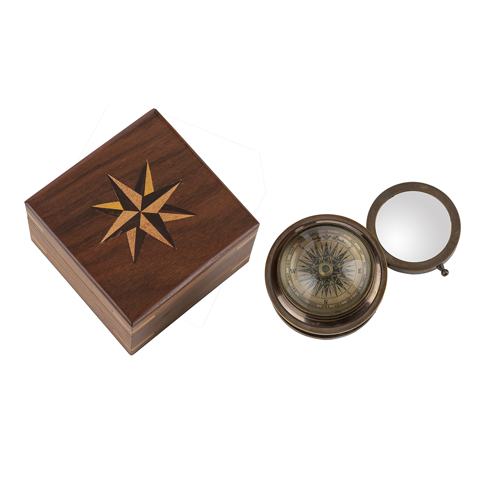 BOUSSOLE NAUTIQUE AVEC LOUPE