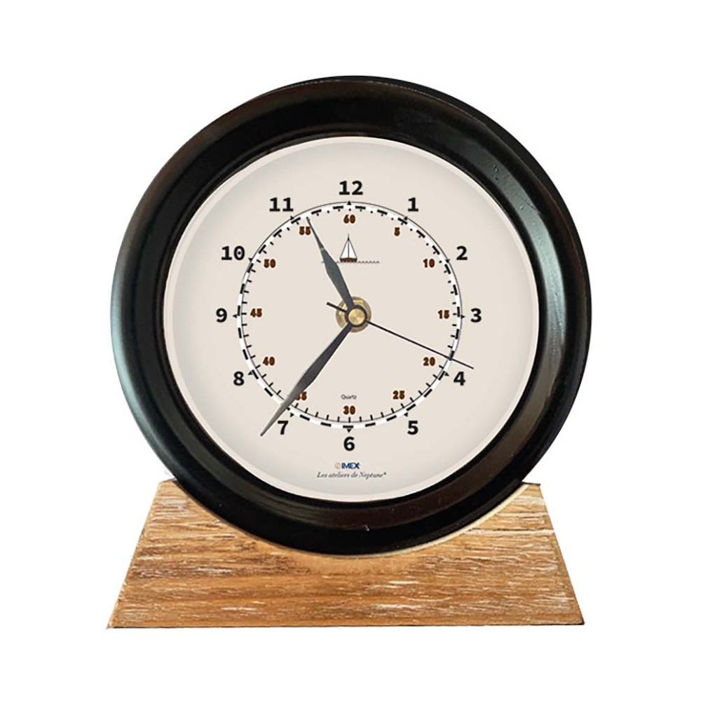 DESKTOP CLOCK ON WOODEN BASE